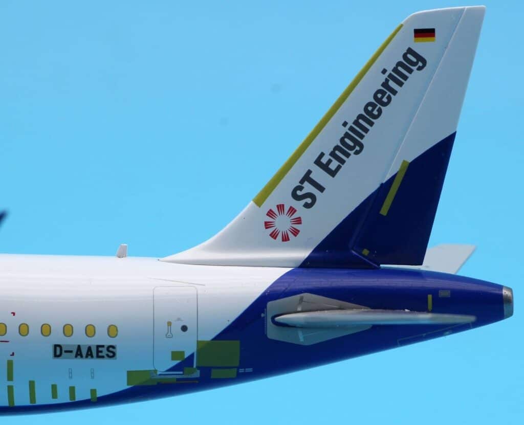 JC Wings 1:200 ST Aerospace Resources Airbus A320-200(P2F) 'World's ...