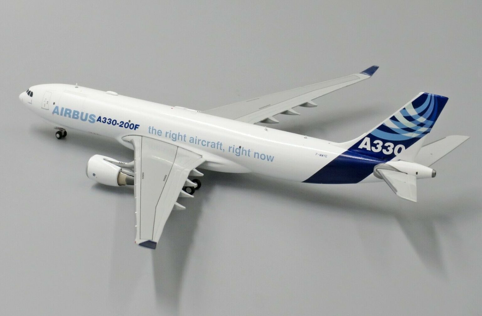 JC Wings 1:400 Airbus Industries Airbus A330-200F "House Colours" F ...