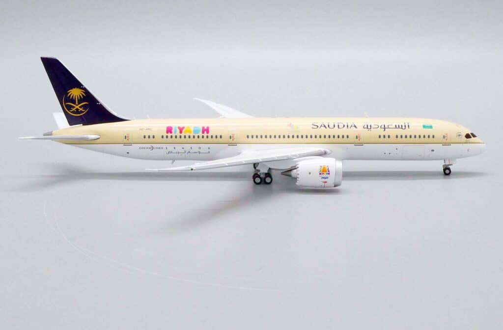 JC Wings 1:400 Saudi Arabian Airlines Boeing B787-9 Dreamliner "Riyadh ...