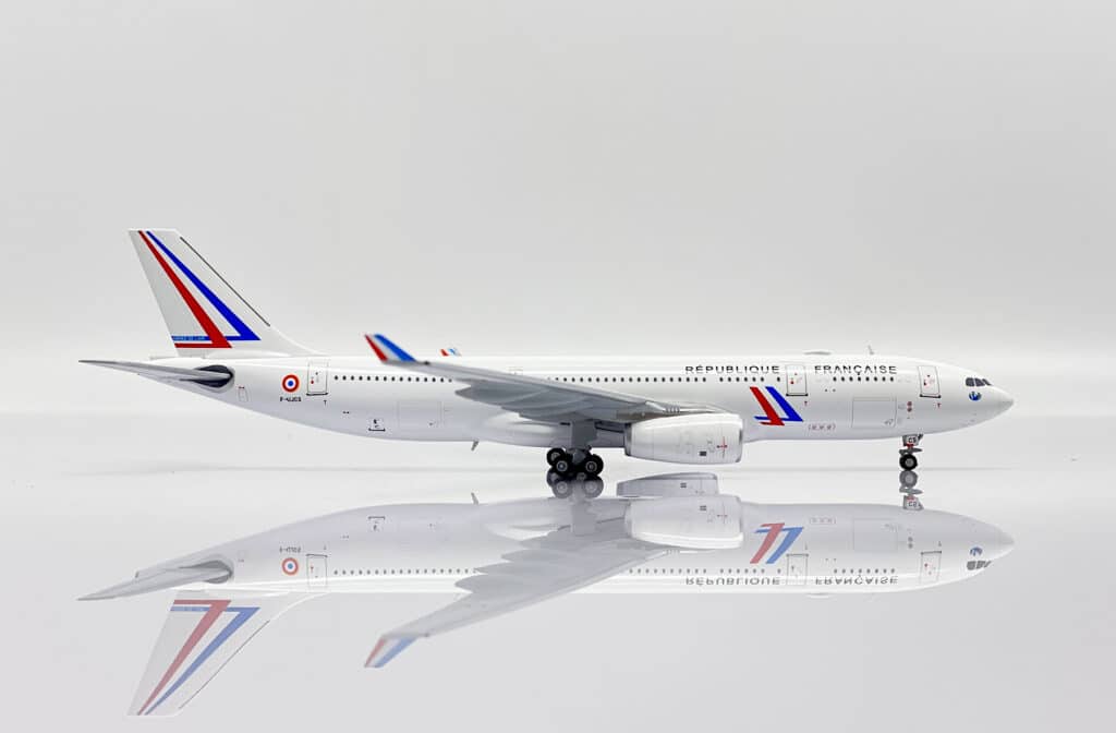 JC Wings 1:400 Armee de l'Air Francaise (French Air Force) Airbus A330 ...