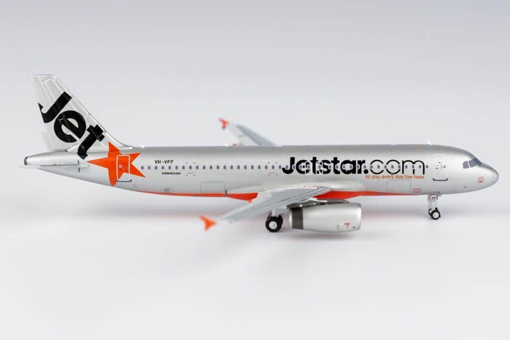 NG Models 1:400 Jetstar Airways Airbus A320-200 "Jetstar.com" VH-VFF ...