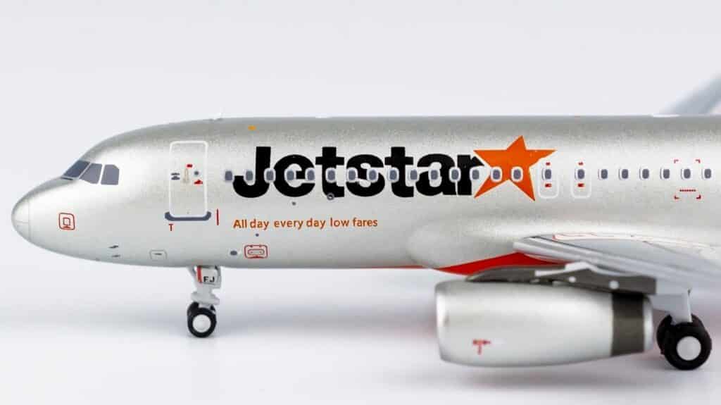 NG Models 1:400 Jetstar Airways Airbus A320-200 VH-VFJ (NG15011)