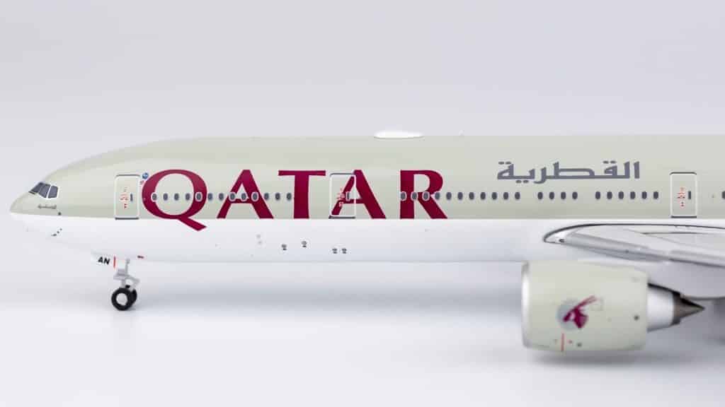 NG Model 1:400 Qatar Airways Boeing B777-300(ER) 'FIFA World Cup Qatar ...