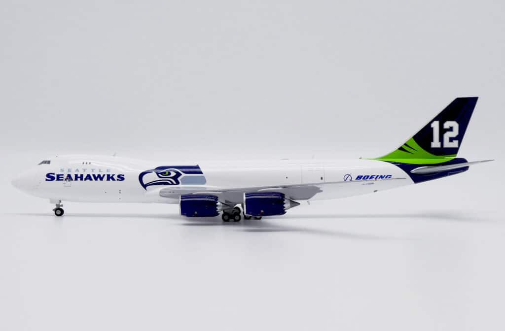 JC Wings 1:400 Boeing Aircraft Company Boeing B747-8F 'Seattle Seahawks ...
