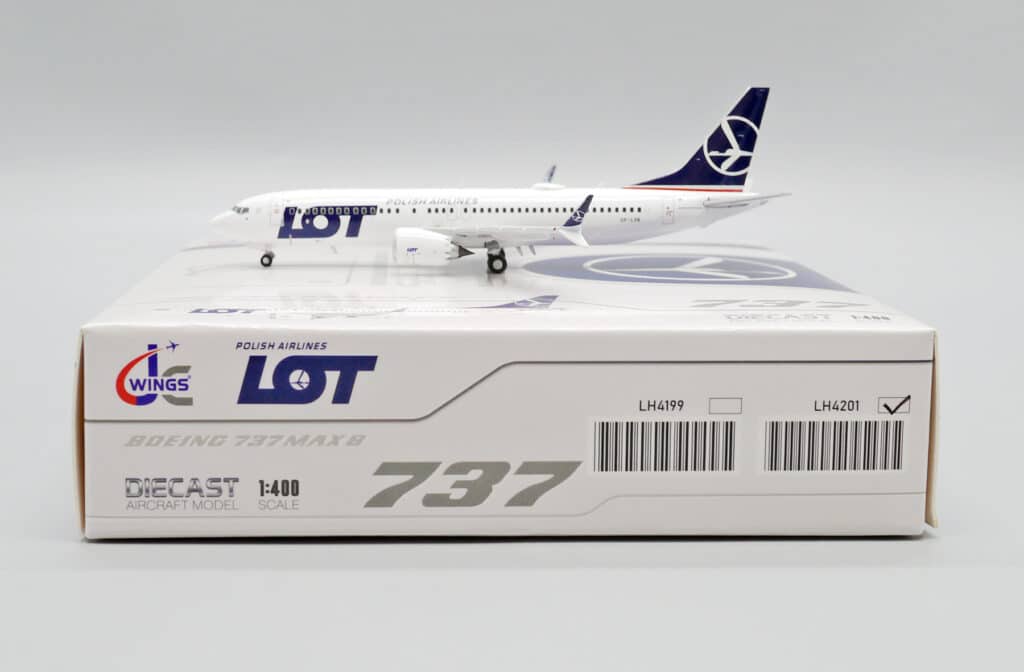 JC Wings 1:400 LOT - Polish Airlines Boeing B737-800 MAX SP-LVB (LH4201) - Collectable Aircraft ...