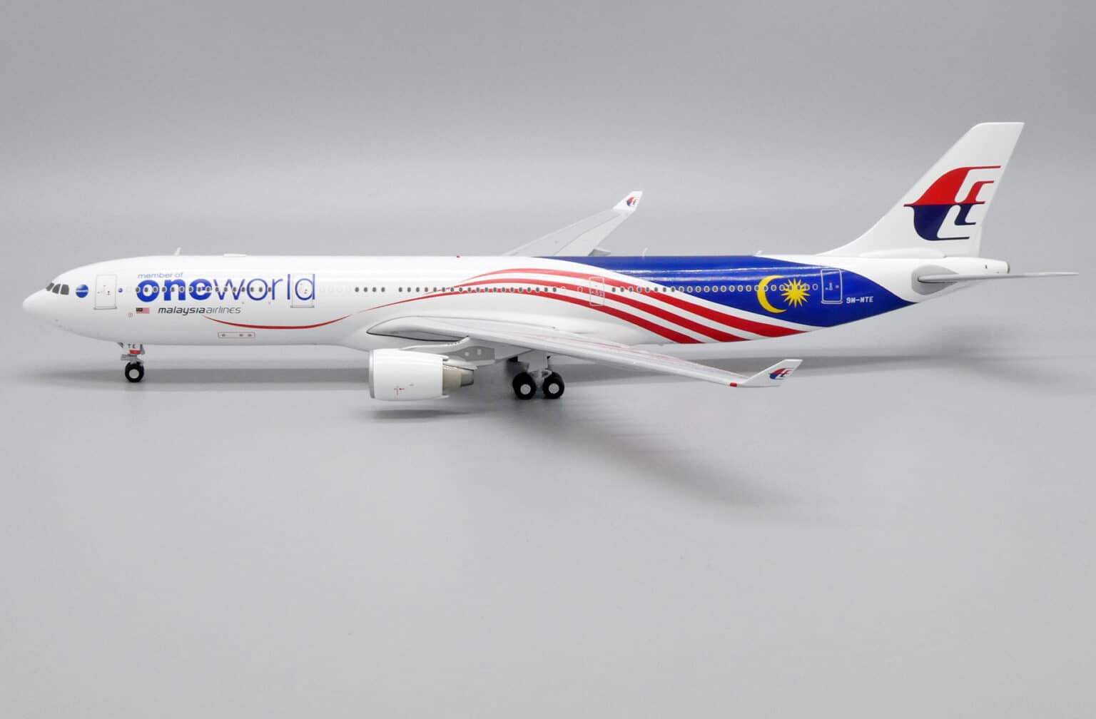 Collectable Aircraft Wings Australia - For Collectors of Model Aviation!