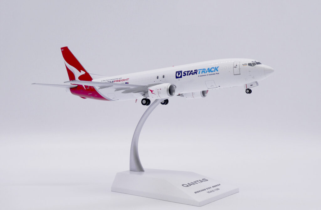 JC Wings 1:200 Qantas Freight (Express Freighters) Boeing B737-400(SF ...