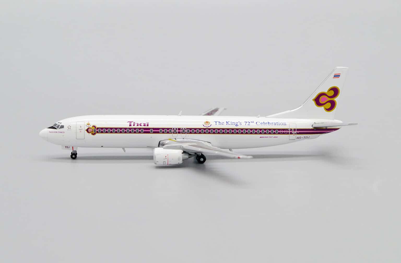 JC Wings 1:400 Thai Airways International Boeing B737-400 'The King's ...