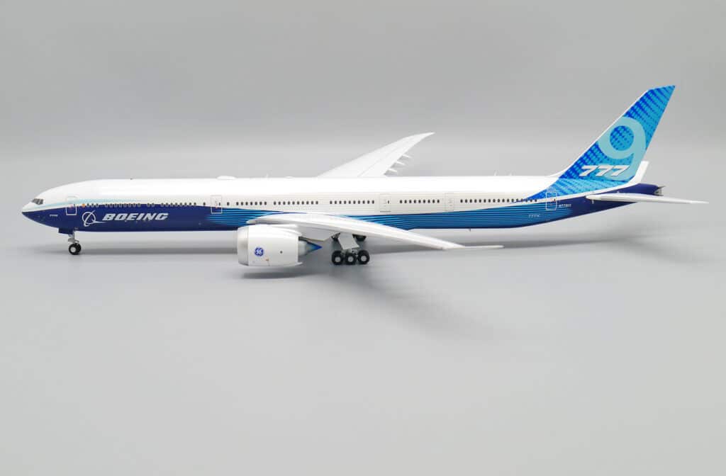 JC Wings 1:200 Boeing Aircraft Company Boeing B777-9X "House Colours ...