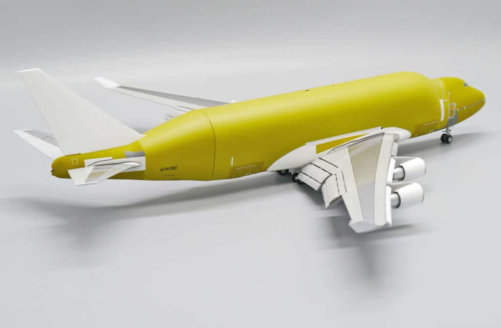 JC Wings 1:200 Boeing Aircraft Company Boeing B747-400LCF "Dreamlifter ...