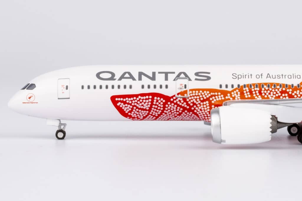 NG Models Lite 1:400 Qantas Airways Boeing B787-9 Dreamliner "Yam ...