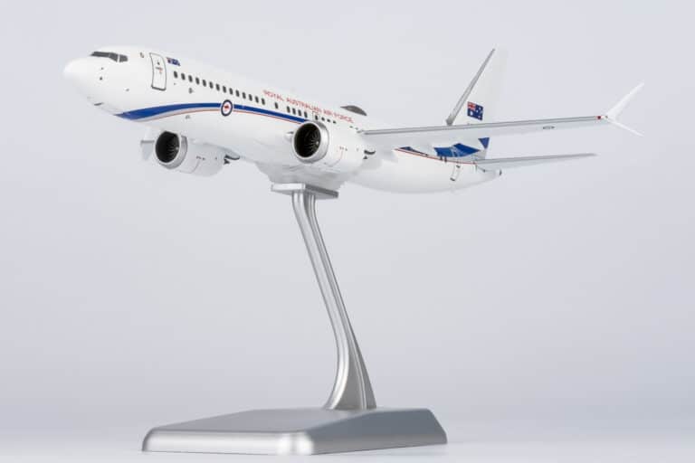 NG Models 1:200 Royal Australian Air Force (RAAF) Boeing B737 MAX 8 BBJ ...