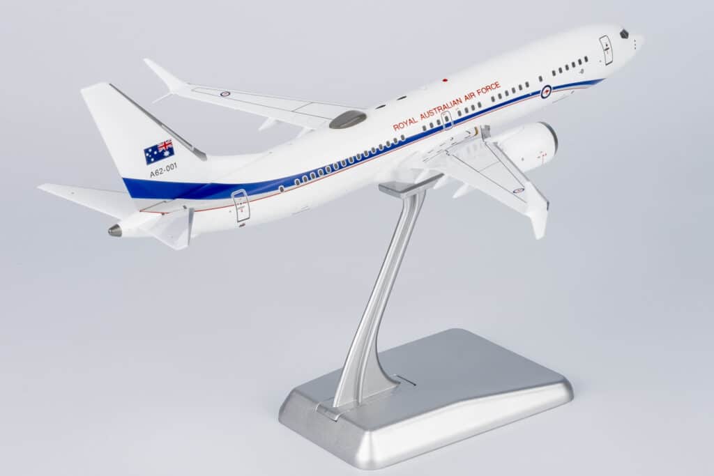 NG Models 1:200 Royal Australian Air Force (RAAF) Boeing B737 MAX 8 BBJ ...